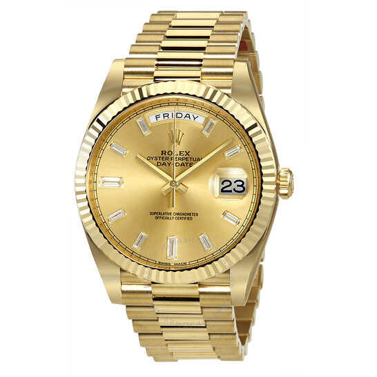The Most Iconic Gold Watches to feature in your collection