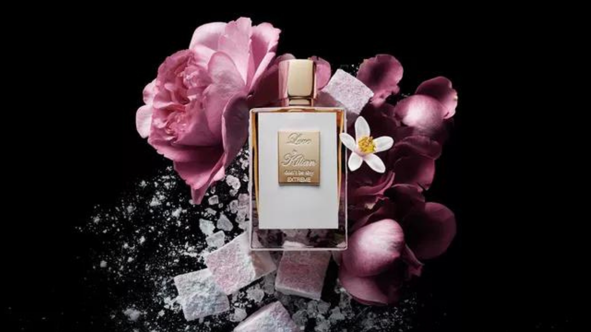 This Perfume Has Rihanna Smelling Like Heaven