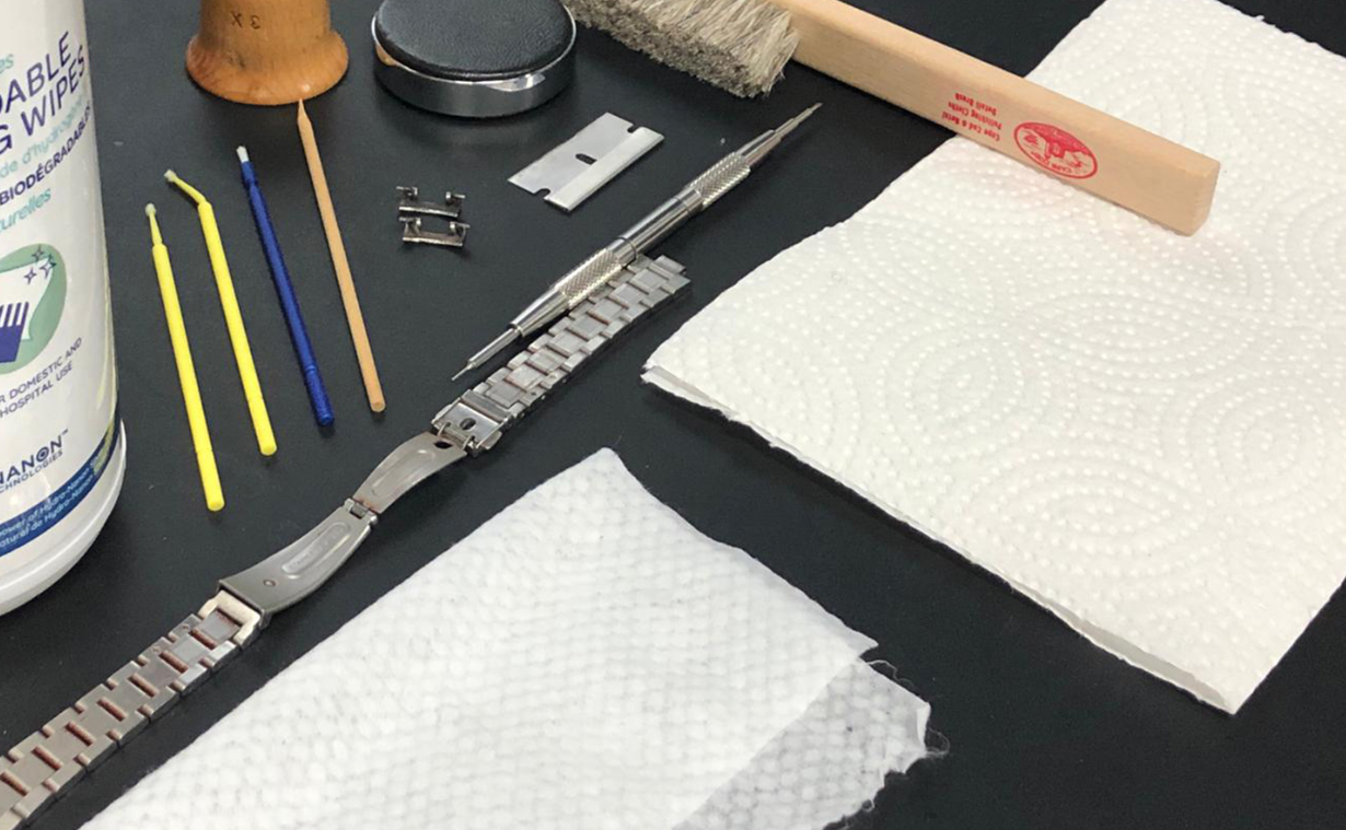 A Timeless Shine: A Guide to Cleaning Your Watch